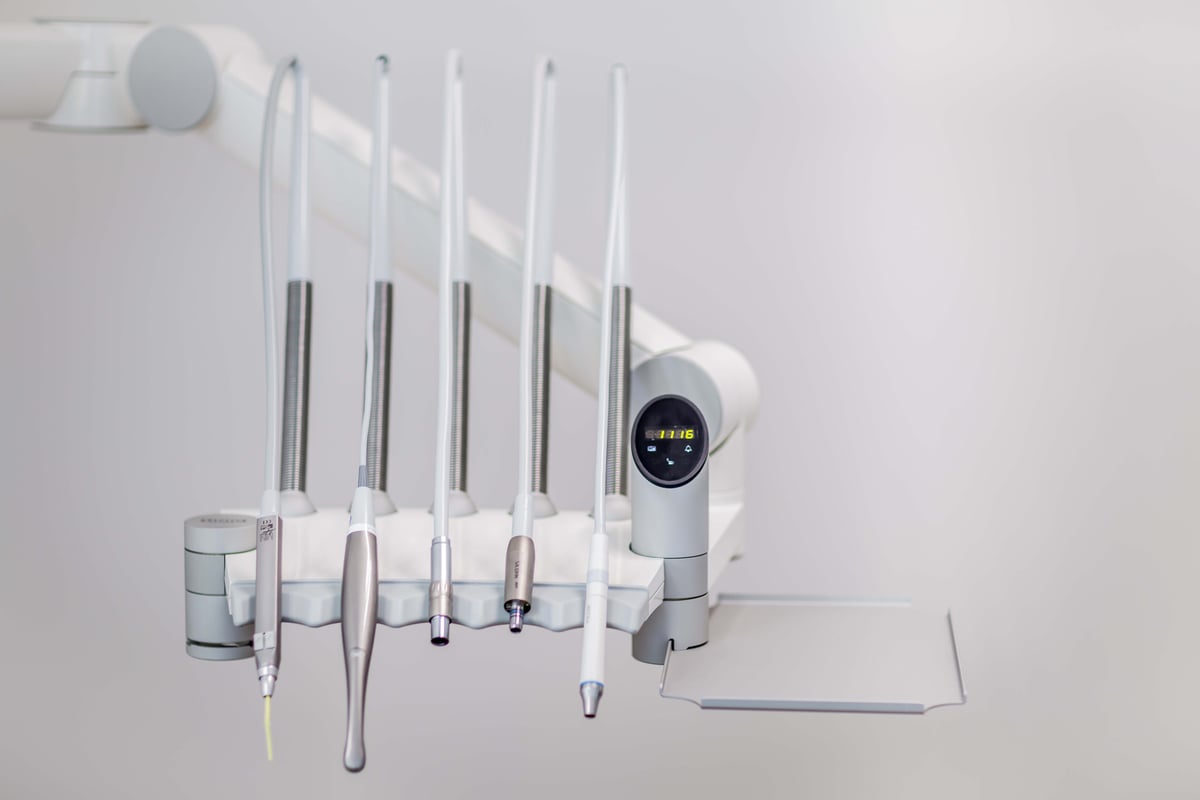 Effective ventilation for mitigating risk in a dental treatment room